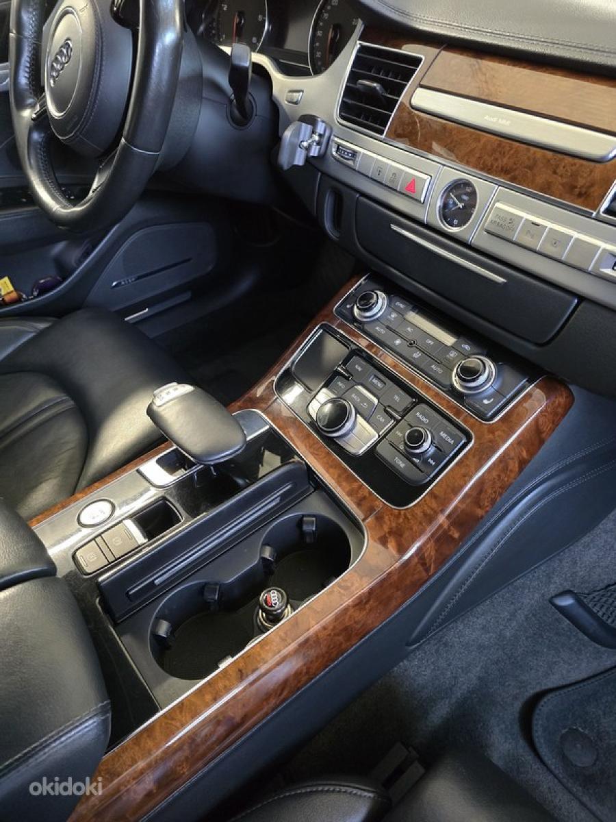 Audi A8 2010 in Turi, with an engine capacity of 4.20 L and mileage of 327 thousand km for 11500 €, photo 31 on AUTOMOTO.COM.LV