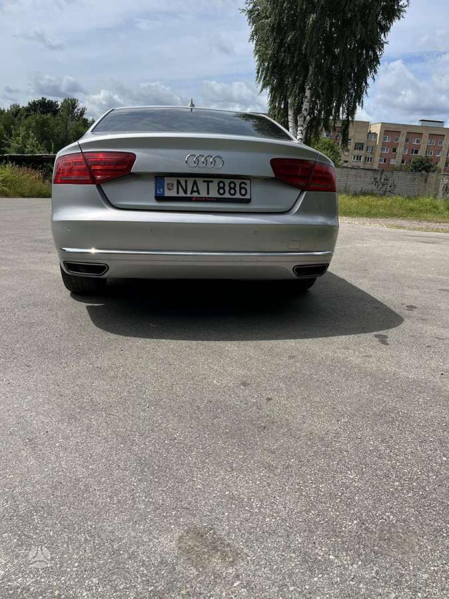 Audi A8 2010 in Kaunas, with an engine capacity of 4.13 L and mileage of 287 thousand km for 6900 €, photo 7 on AUTOMOTO.COM.LV