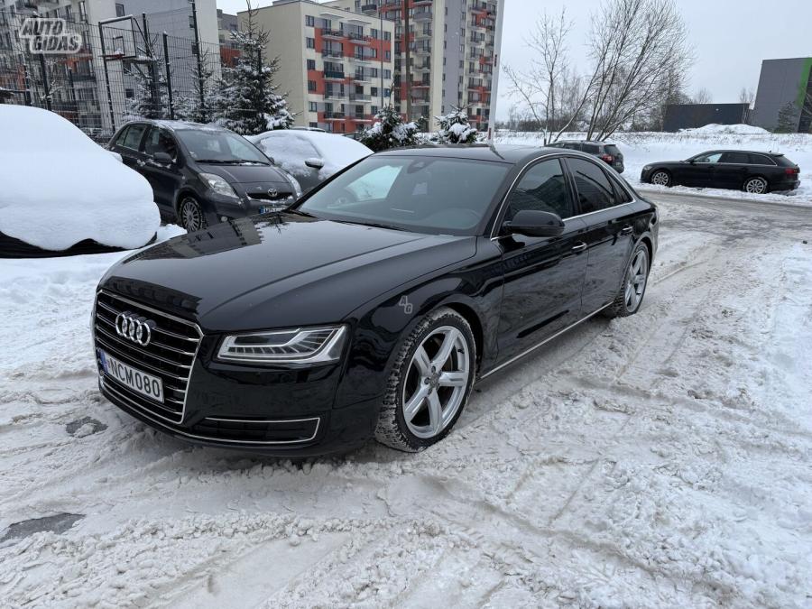 Audi A8 2011 Viļņa, ar dzinēja tilpumu 4.20 L un nobraukumu 300 tūkst. km par 9600 €, foto 1 vietnē AUTOMOTO.COM.LV
