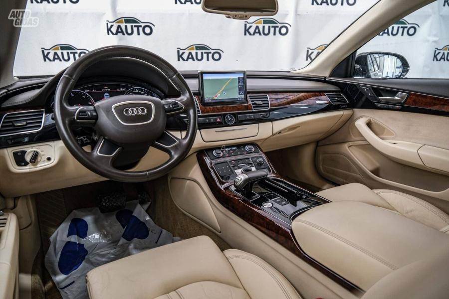 Audi A8 2011 in Kaunas, with an engine capacity of 4.20 L and mileage of 306 thousand km for 12890 €, photo 7 on AUTOMOTO.COM.LV