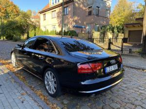 Audi A8 2011 in Klaipeda, with an engine capacity of 3.00 L and mileage of 320 thousand km for 14765 €, photo 18 on AUTOMOTO.COM.LV