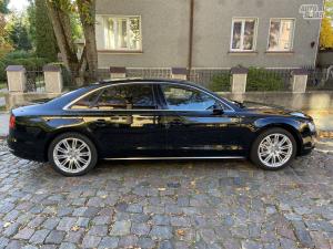 Audi A8 2011 in Klaipeda, with an engine capacity of 3.00 L and mileage of 320 thousand km for 14765 €, photo 22 on AUTOMOTO.COM.LV