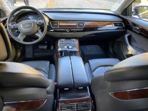 Audi A8 2011 in Klaipeda, with an engine capacity of 3.00 L and mileage of 320 thousand km for 14765 €, photo 28 on AUTOMOTO.COM.LV