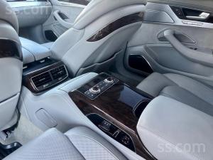 Audi A8 2011 Rīga, ar dzinēja tilpumu 6.30 L un nobraukumu 0 tūkst. km par 10200 €, foto 10 vietnē AUTOMOTO.COM.LV