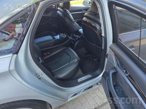 Audi A8 2011 in Riga, with an engine capacity of 3.00 L and mileage of 351 thousand km for 14300 €, photo 17 on AUTOMOTO.COM.LV