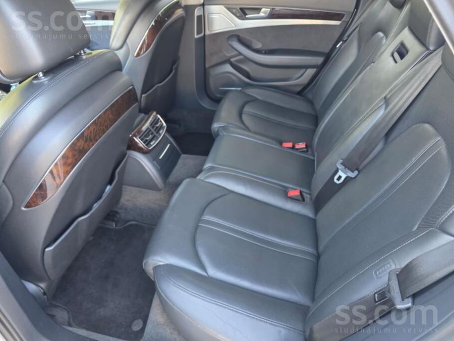 Audi A8 2011 in Riga, with an engine capacity of 3.00 L and mileage of 351 thousand km for 14300 €, photo 19 on AUTOMOTO.COM.LV