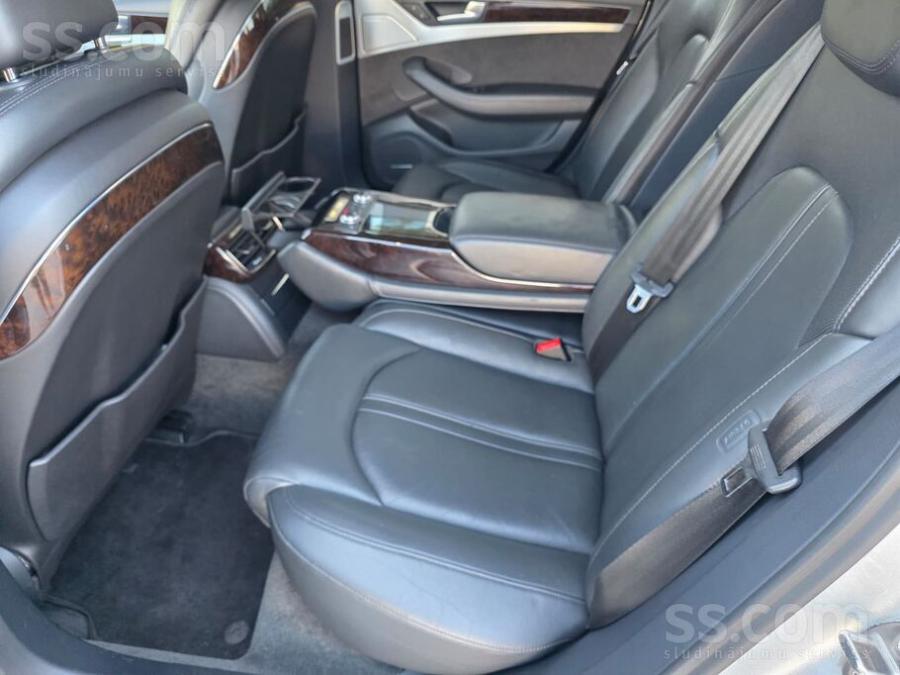 Audi A8 2011 in Riga, with an engine capacity of 3.00 L and mileage of 351 thousand km for 14300 €, photo 20 on AUTOMOTO.COM.LV