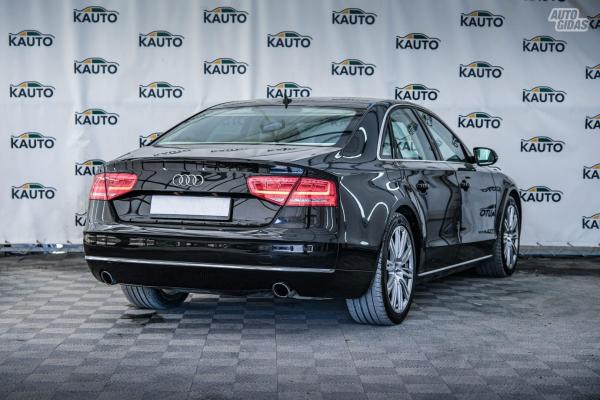 Audi A8 2011 in Kaunas, with an engine capacity of 4.20 L and mileage of 31 thousand km for 12890 €, photo 3 on AUTOMOTO.COM.LV