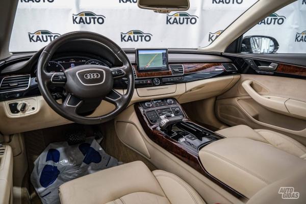 Audi A8 2011 in Kaunas, with an engine capacity of 4.20 L and mileage of 31 thousand km for 12890 €, photo 7 on AUTOMOTO.COM.LV