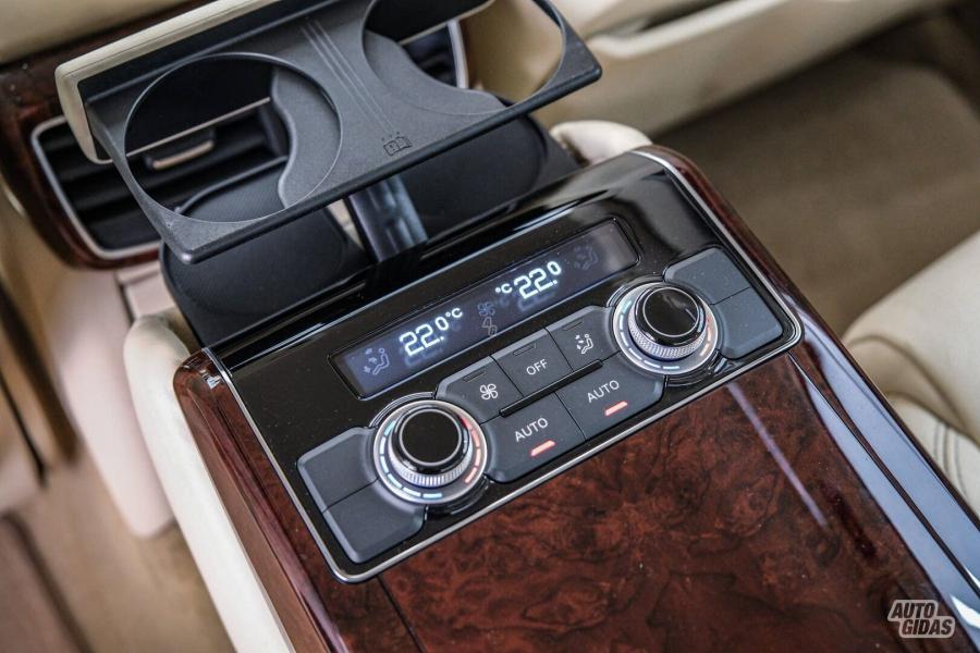 Audi A8 2011 Kauņa, ar dzinēja tilpumu 4.20 L un nobraukumu 31 tūkst. km par 12890 €, foto 15 vietnē AUTOMOTO.COM.LV