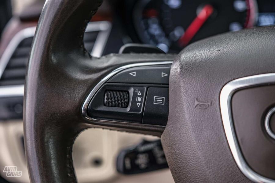 Audi A8 2011 Kauņa, ar dzinēja tilpumu 4.20 L un nobraukumu 31 tūkst. km par 12890 €, foto 22 vietnē AUTOMOTO.COM.LV