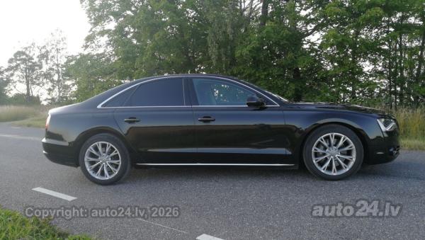 Audi A8 2011 in Tallinn, with an engine capacity of 3.00 L and mileage of 321 thousand km for 9500 €, photo 3 on AUTOMOTO.COM.LV