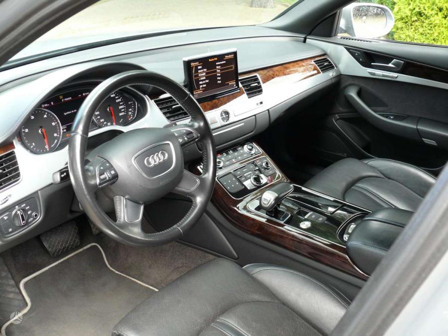Audi A8 2011 Viļņa, ar dzinēja tilpumu 2.97 L un nobraukumu 283 tūkst. km par 12000 €, foto 8 vietnē AUTOMOTO.COM.LV