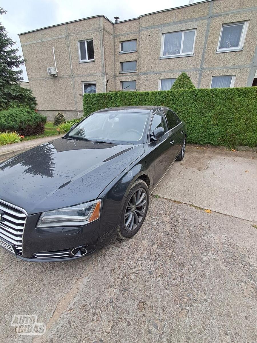 Audi A8 2011 in Ignalina, with an engine capacity of 4.20 L and mileage of 100 thousand km for 10200 €, photo 3 on AUTOMOTO.COM.LV