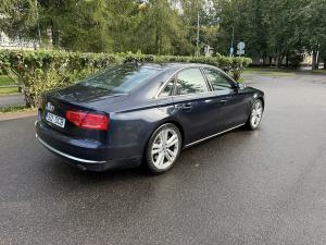Audi A8 2012 in Tallinn, with an engine capacity of 4.20 L and mileage of 284 thousand km for 14000 €, photo 6 on AUTOMOTO.COM.LV