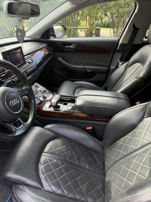 Audi A8 2012 in Tallinn, with an engine capacity of 4.20 L and mileage of 284 thousand km for 14000 €, photo 11 on AUTOMOTO.COM.LV