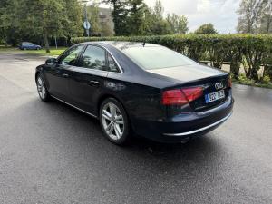 Audi A8 2012 in Tallinn, with an engine capacity of 4.20 L and mileage of 284 thousand km for 14000 €, photo 18 on AUTOMOTO.COM.LV