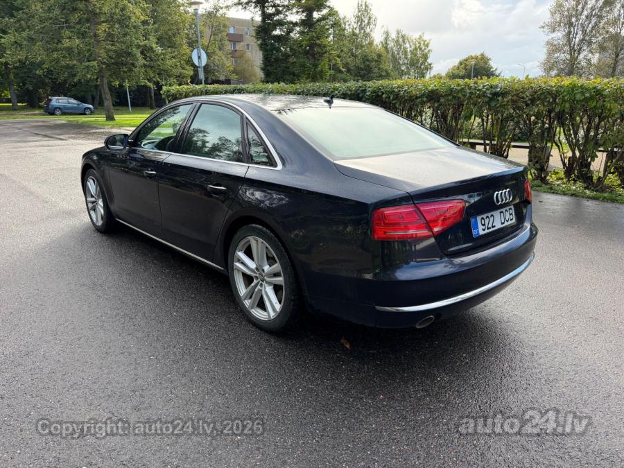 Audi A8 2012 Tallina, ar dzinēja tilpumu 4.10 L un nobraukumu 284 tūkst. km par 14000 €, foto 7 vietnē AUTOMOTO.COM.LV