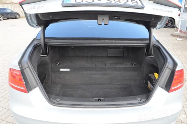 Audi A8 2013 Ventspils, ar dzinēja tilpumu 2.00 L un nobraukumu 157 tūkst. km par 19000 €, foto 3 vietnē AUTOMOTO.COM.LV