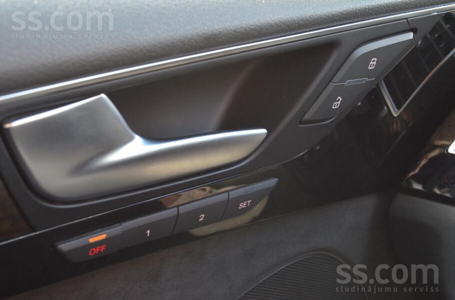 Audi A8 2013 Ventspils, ar dzinēja tilpumu 2.00 L un nobraukumu 157 tūkst. km par 19000 €, foto 19 vietnē AUTOMOTO.COM.LV