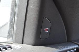 Audi A8 2013 Ventspils, ar dzinēja tilpumu 2.00 L un nobraukumu 157 tūkst. km par 19000 €, foto 20 vietnē AUTOMOTO.COM.LV