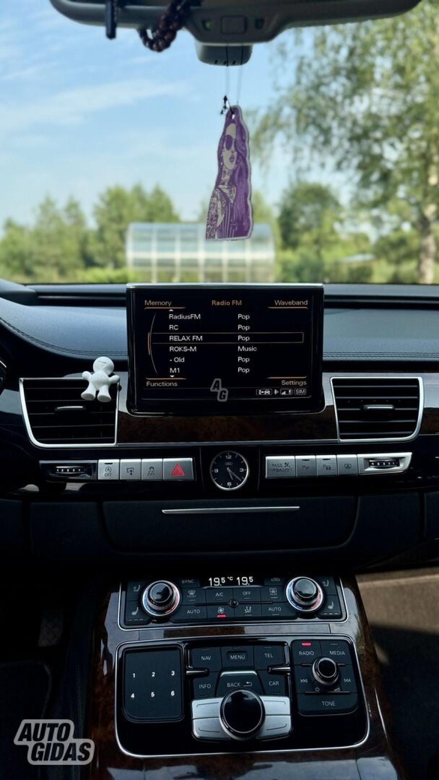 Audi A8 2014 Viļņa, ar dzinēja tilpumu 3.00 L un nobraukumu 275 tūkst. km par 21000 €, foto 15 vietnē AUTOMOTO.COM.LV