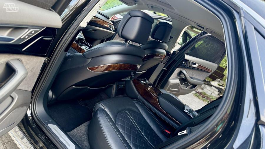 Audi A8 2014 Viļņa, ar dzinēja tilpumu 3.00 L un nobraukumu 275 tūkst. km par 21000 €, foto 19 vietnē AUTOMOTO.COM.LV