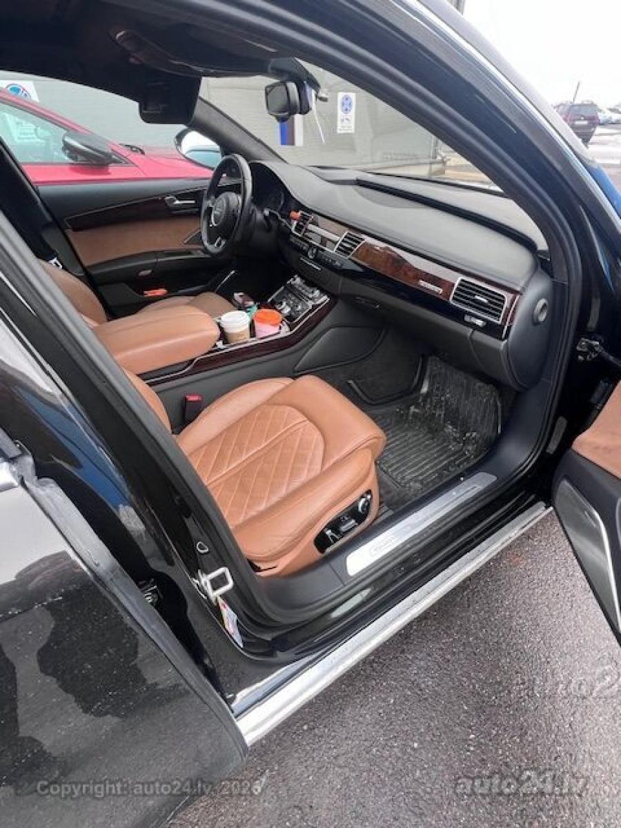 Audi A8 2015 in Tallinn, with an engine capacity of 3.00 L and mileage of 112 thousand km for 29975 €, photo 8 on AUTOMOTO.COM.LV