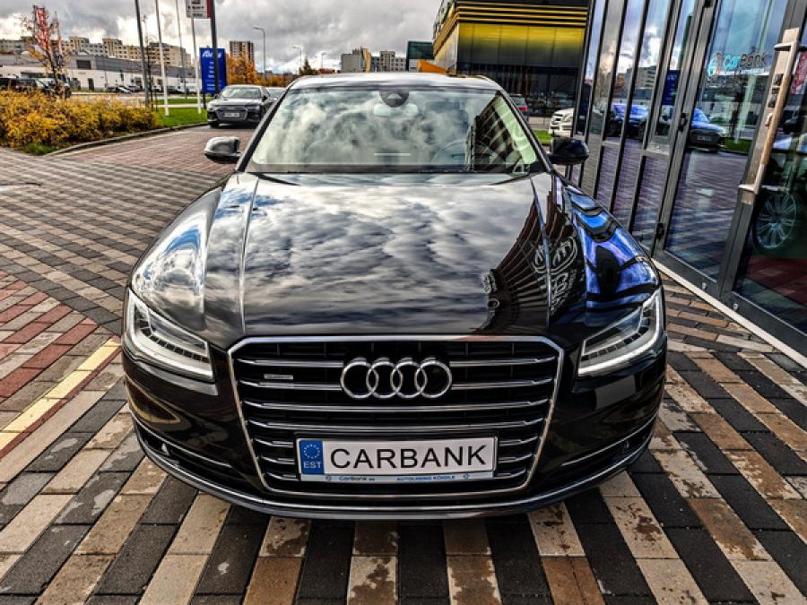 Audi A8 2017 in Tallinn, with an engine capacity of 3.00 L and mileage of 242 thousand km for 24990 €, photo 5 on AUTOMOTO.COM.LV
