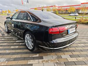 Audi A8 2017 in Tallinn, with an engine capacity of 3.00 L and mileage of 242 thousand km for 24990 €, photo 19 on AUTOMOTO.COM.LV