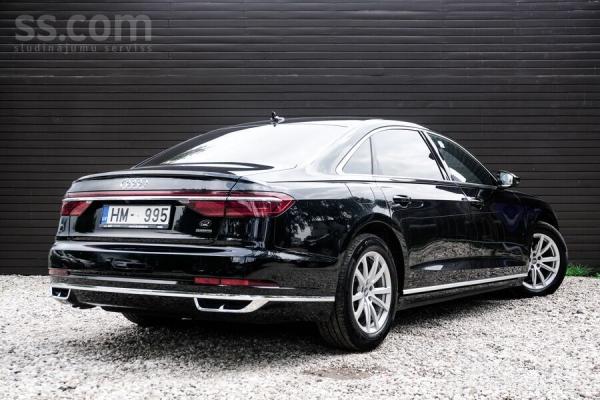 Audi A8 2018 in Riga, with an engine capacity of 3.00 L and mileage of 220 thousand km for 39990 €, photo 3 on AUTOMOTO.COM.LV