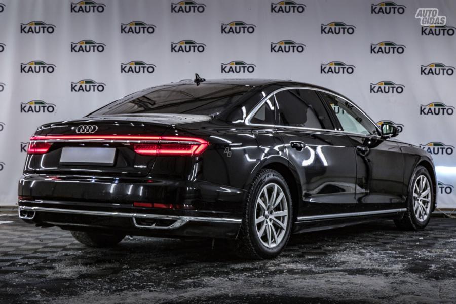 Audi A8 2018 in Kaunas, with an engine capacity of 3.00 L and mileage of 240 thousand km for 36500 €, photo 3 on AUTOMOTO.COM.LV