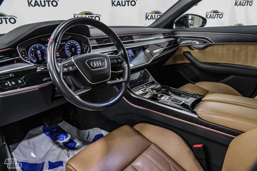 Audi A8 2018 in Kaunas, with an engine capacity of 3.00 L and mileage of 240 thousand km for 36500 €, photo 6 on AUTOMOTO.COM.LV