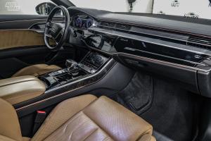 Audi A8 2018 in Kaunas, with an engine capacity of 3.00 L and mileage of 240 thousand km for 36500 €, photo 8 on AUTOMOTO.COM.LV