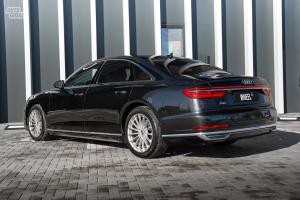 Audi A8 2018 in Vilnius, with an engine capacity of 3.00 L and mileage of 216 thousand km for 37000 €, photo 3 on AUTOMOTO.COM.LV