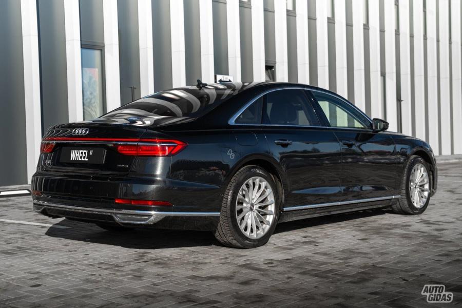 Audi A8 2018 in Vilnius, with an engine capacity of 3.00 L and mileage of 216 thousand km for 37000 €, photo 5 on AUTOMOTO.COM.LV