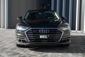 Audi A8 2018 in Vilnius, with an engine capacity of 3.00 L and mileage of 216 thousand km for 37000 €, photo 8 on AUTOMOTO.COM.LV