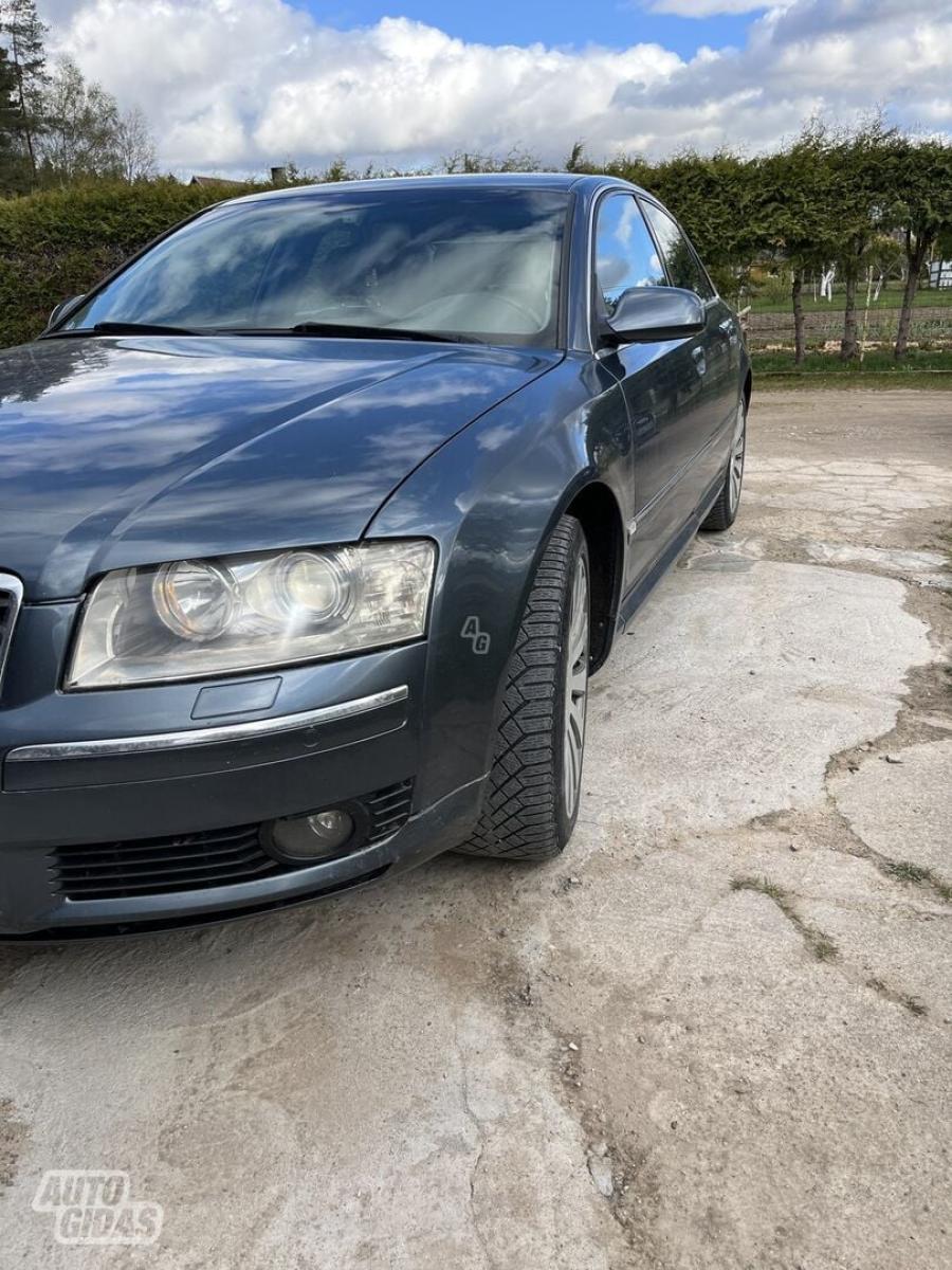 Audi A8 2005 in Mazeikiai, with an engine capacity of 3.00 L and mileage of 374 thousand km for 4000 €, photo 4 on AUTOMOTO.COM.LV