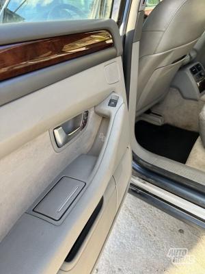 Audi A8 2005 in Mazeikiai, with an engine capacity of 3.00 L and mileage of 374 thousand km for 4000 €, photo 13 on AUTOMOTO.COM.LV
