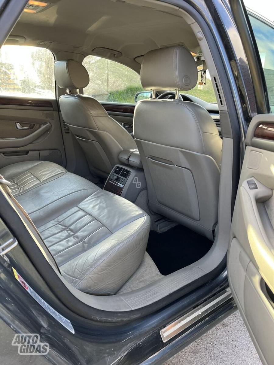 Audi A8 2005 in Mazeikiai, with an engine capacity of 3.00 L and mileage of 374 thousand km for 4000 €, photo 14 on AUTOMOTO.COM.LV