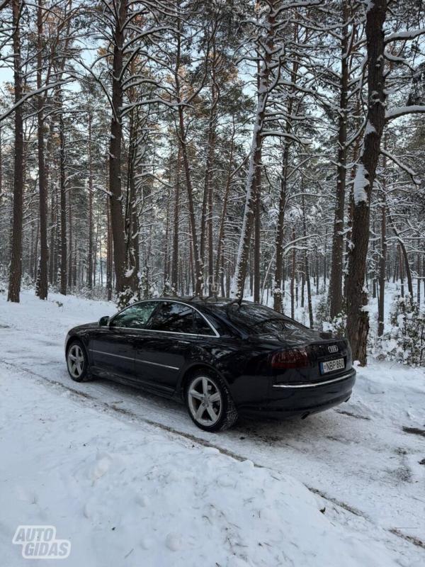 Violet Audi A8 2008 in Druskininkai, with an engine capacity of 4.10 L and mileage of 378 thousand km for 5499 €, photo 4 on AUTOMOTO.COM.LV
