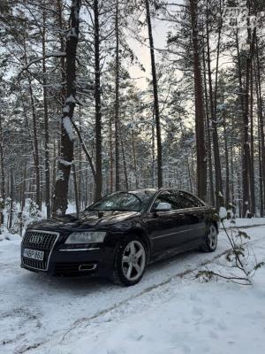 Violet Audi A8 2008 in Druskininkai, with an engine capacity of 4.10 L and mileage of 378 thousand km for 5499 €, photo 5 on AUTOMOTO.COM.LV