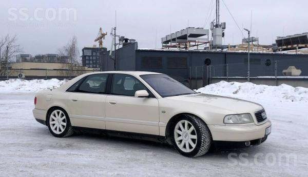 Белый Ауди А8 2000 в Рига, объемом двигателя 4.20 л и пробегом 398 тыс. км за 3200 €, фото 4 на AUTOMOTO.COM.LV