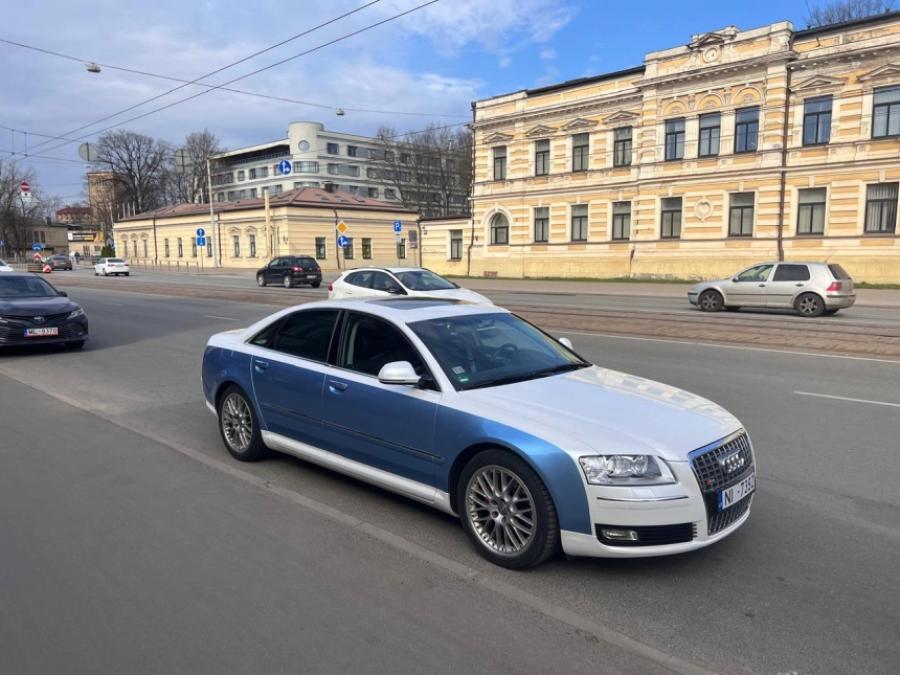 Balts Audi A8 2008 Rīga, ar dzinēja tilpumu 3.00 L un nobraukumu 158 tūkst. km par 9900 €, foto 15 vietnē AUTOMOTO.COM.LV