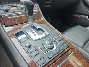 White Audi A8 2008 in Riga, with an engine capacity of 3.00 L and mileage of 0 thousand km for 8450 €, photo 19 on AUTOMOTO.COM.LV