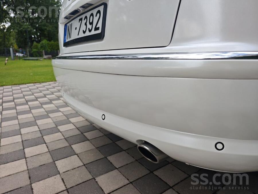 White Audi A8 2008 in Riga, with an engine capacity of 3.00 L and mileage of 0 thousand km for 8450 €, photo 28 on AUTOMOTO.COM.LV
