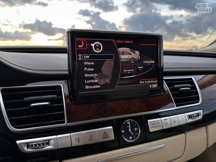 Balts Audi A8 2012 Ukmergė, ar dzinēja tilpumu 4.20 L un nobraukumu 170 tūkst. km par 7500 €, foto 24 vietnē AUTOMOTO.COM.LV