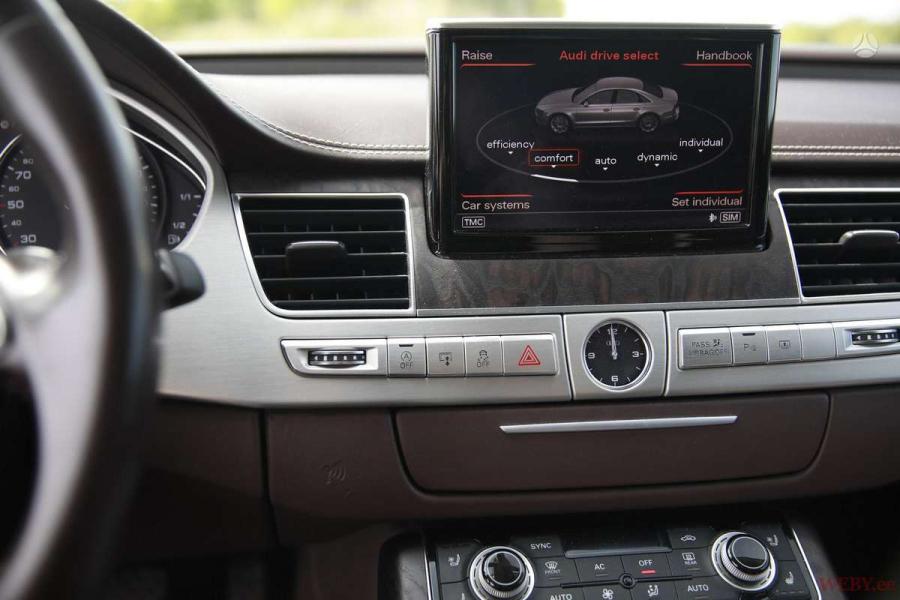 Balts Audi A8 2012 Panevēža, ar dzinēja tilpumu 3.00 L un nobraukumu 350 tūkst. km par 8350 €, foto 8 vietnē AUTOMOTO.COM.LV