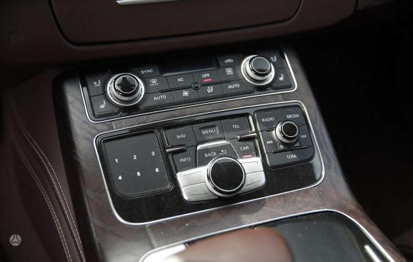 Balts Audi A8 2012 Panevēža, ar dzinēja tilpumu 3.00 L un nobraukumu 350 tūkst. km par 8350 €, foto 8 vietnē AUTOMOTO.COM.LV
