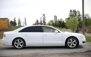 Balts Audi A8 2012 Panevēža, ar dzinēja tilpumu 3.00 L un nobraukumu 350 tūkst. km par 8350 €, foto 21 vietnē AUTOMOTO.COM.LV